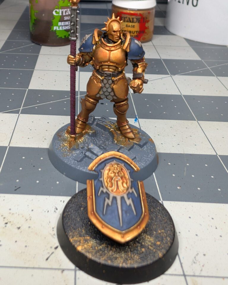 How to Layer Miniatures: Building Depth and Smooth Color Transitions ...